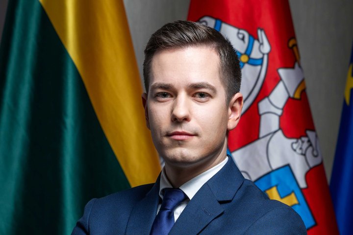 Lukas Paškevičius CV - Ministry of Transport and Communications